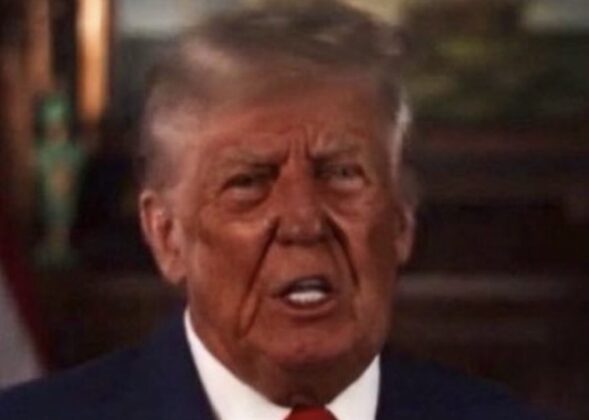 Trump Eulogizes Diamond by Diminishing Silk, Talks 2020, Complains ...